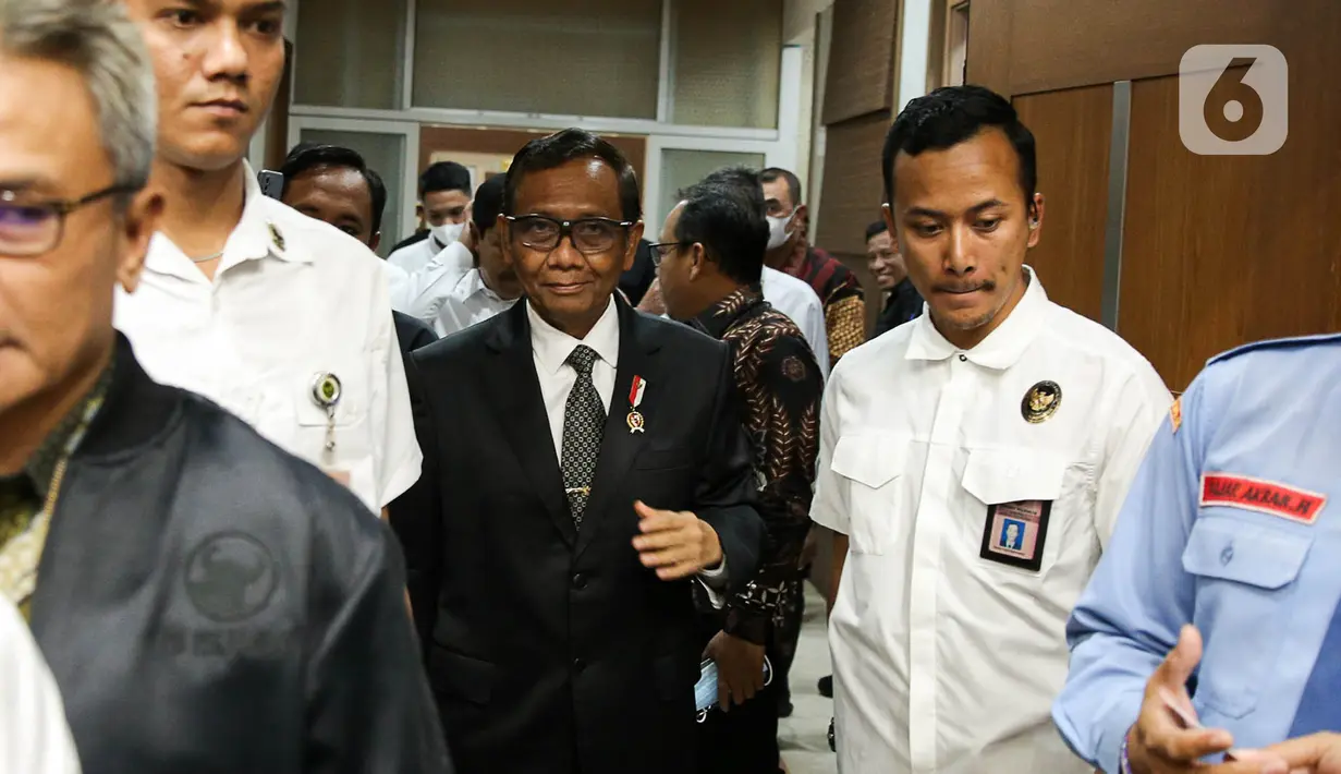 Mahfud MD dan Komisi III DPR Bahas Transaksi Mencurigakan Rp 349 Triliun di Kemenkeu - Foto ...