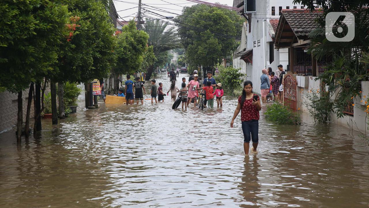 Doa Ketika Banjir Agar Cepat Surut Teks Arab, Latin, dan Arti untuk ...