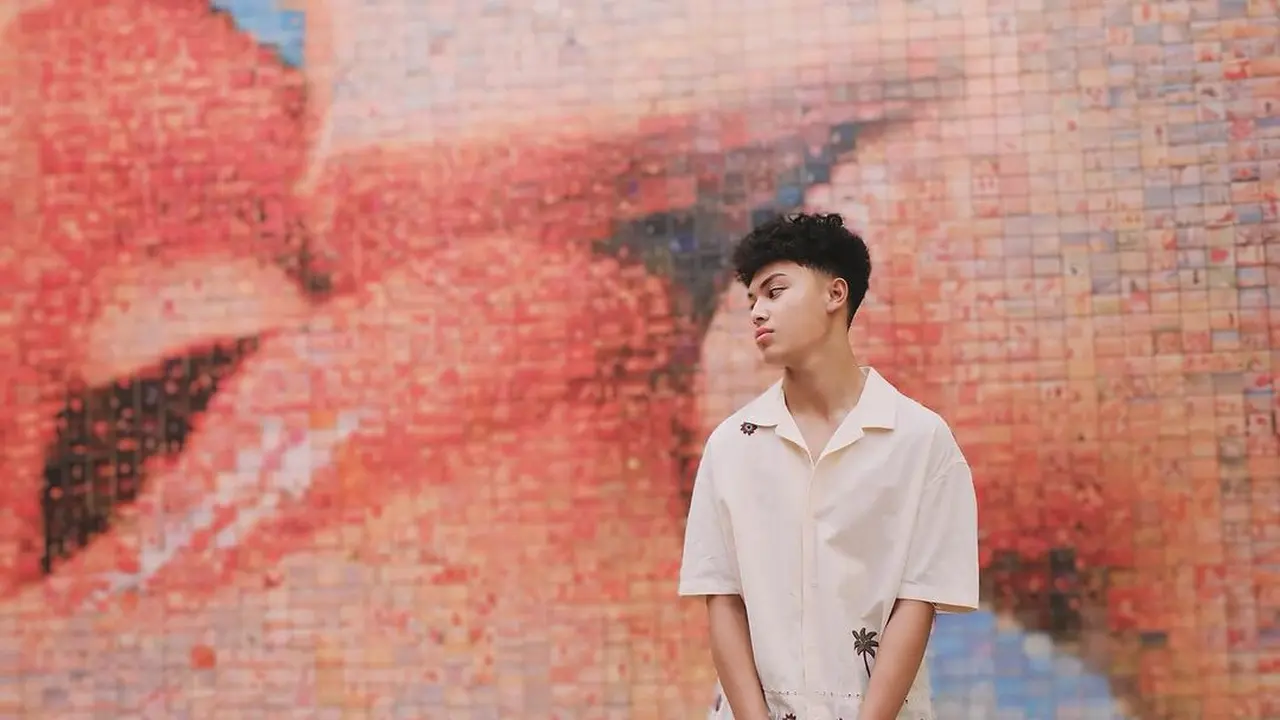 7 Potret Terbaru Keanu Massaid, Gaya Sporty Curi Perhatian - Hot ...