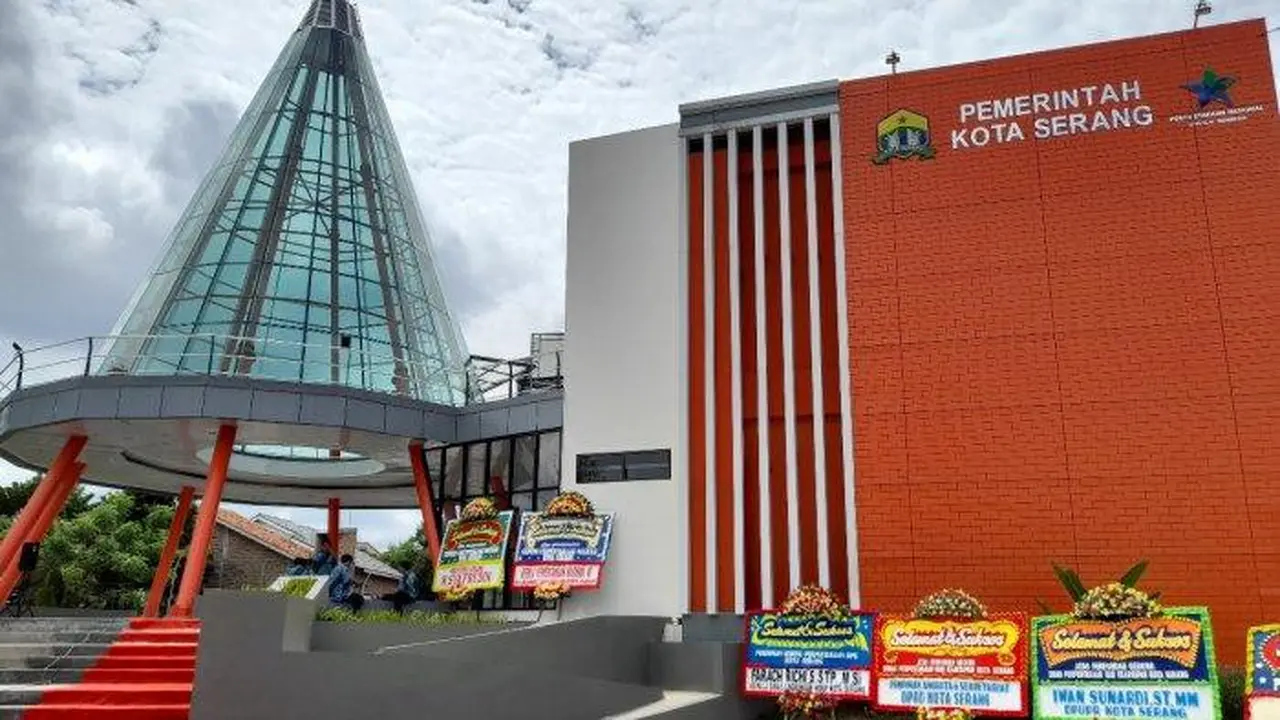 Suka Membaca? Kunjungi 2 Perpustakaan Ini di Kota Serang - Regional ...