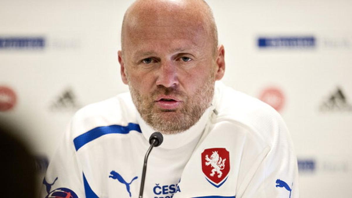Pelatih Ceko Mundur Setelah Tim Dikalahkan Italia - Bola Liputan6.com