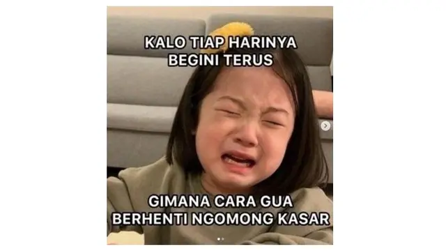 6 Meme Lucu Pakai Foto Orang Nangis Ini Bikin Ikut Sedih, Mewek ...