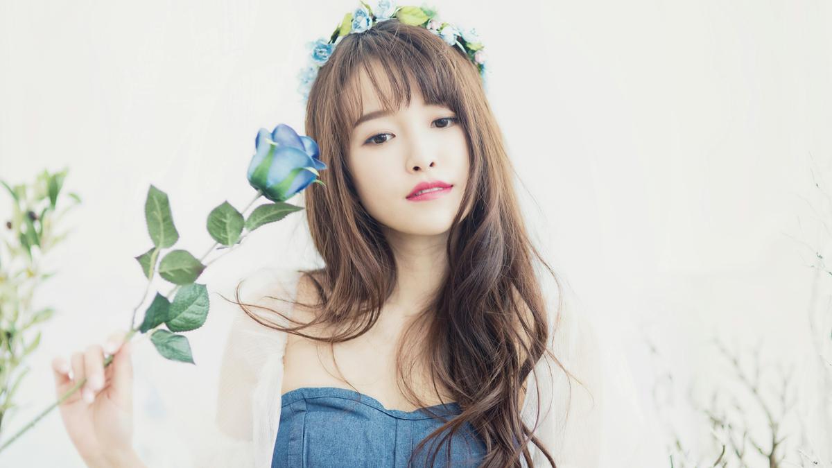 4 Cara Merawat Poni agar Tidak Lepek dan Menimbulkan Jerawat