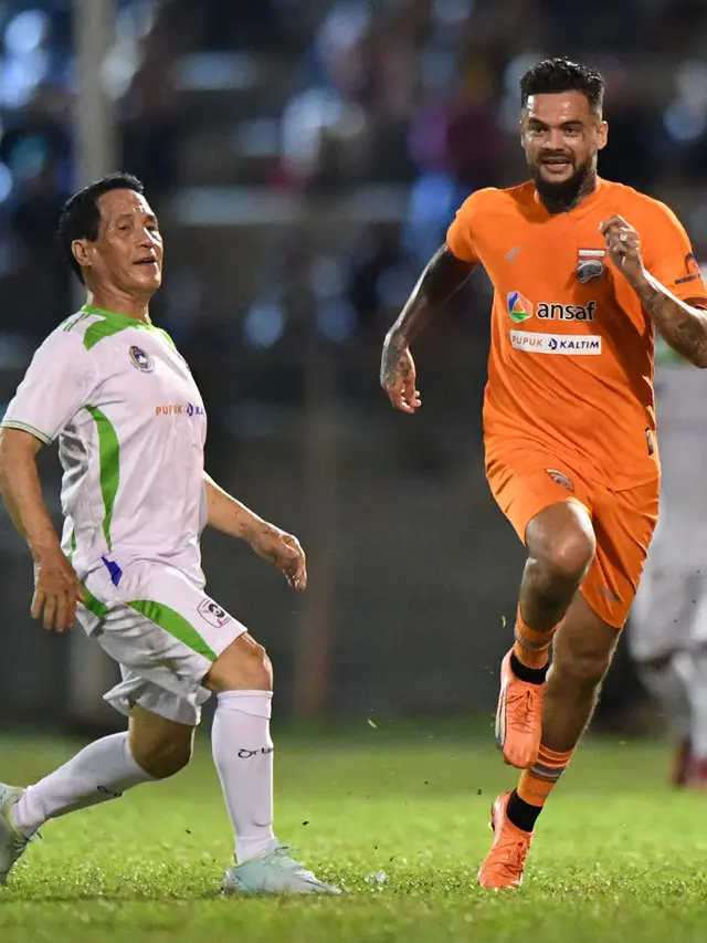 Stefano Lilipaly hingga Diego Michiels Ramaikan Laga Borneo FC Legend ...