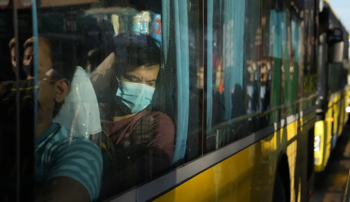 Filipina Akhiri Aturan Wajib Masker di Luar Ruangan - Foto Liputan6.com