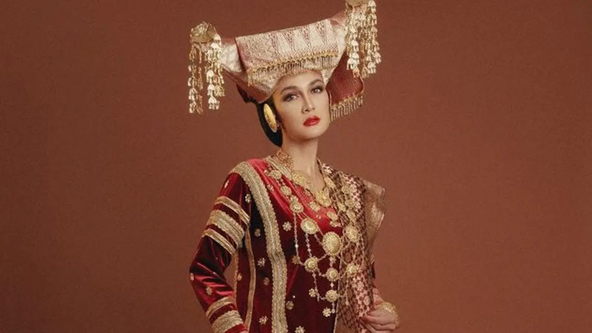 Foto Baju Adat Padang Terbaru - Berita, Foto, Video | Fimela.com