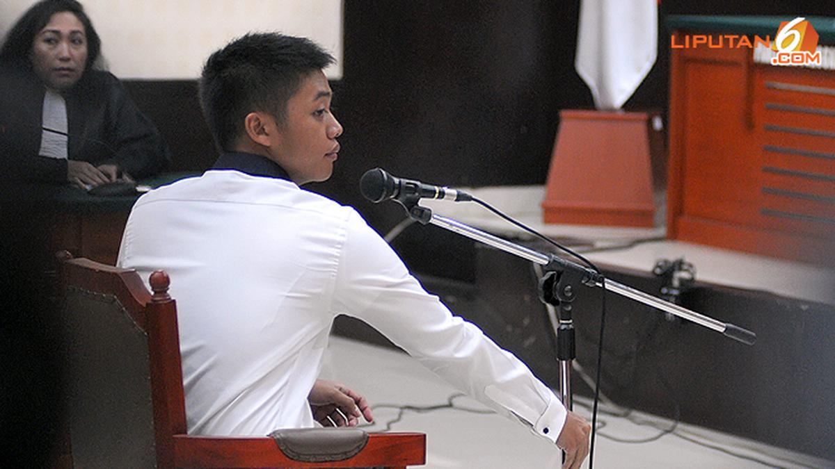 Hakim Tak Perintahkan Rasyid Rajasa Ditahan - News Liputan6.com