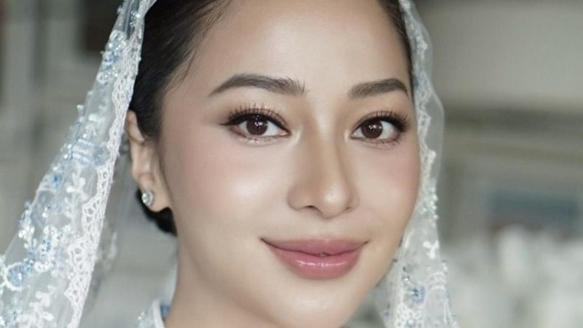 6 Potret Glowing Nikita Willy dengan Fresh Makeup Look saat Tasyakuran ...