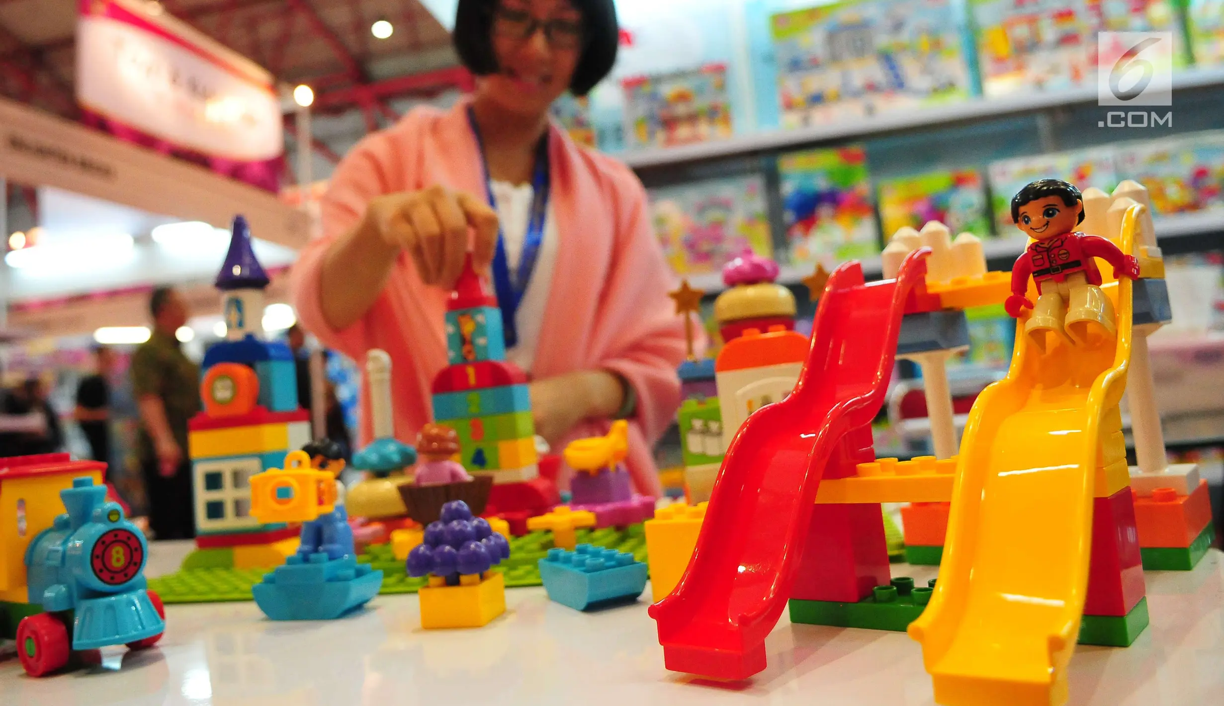 PHOTO: Pameran Mainan dan Elektronik Terbesar Kembali Digelar - Foto ...