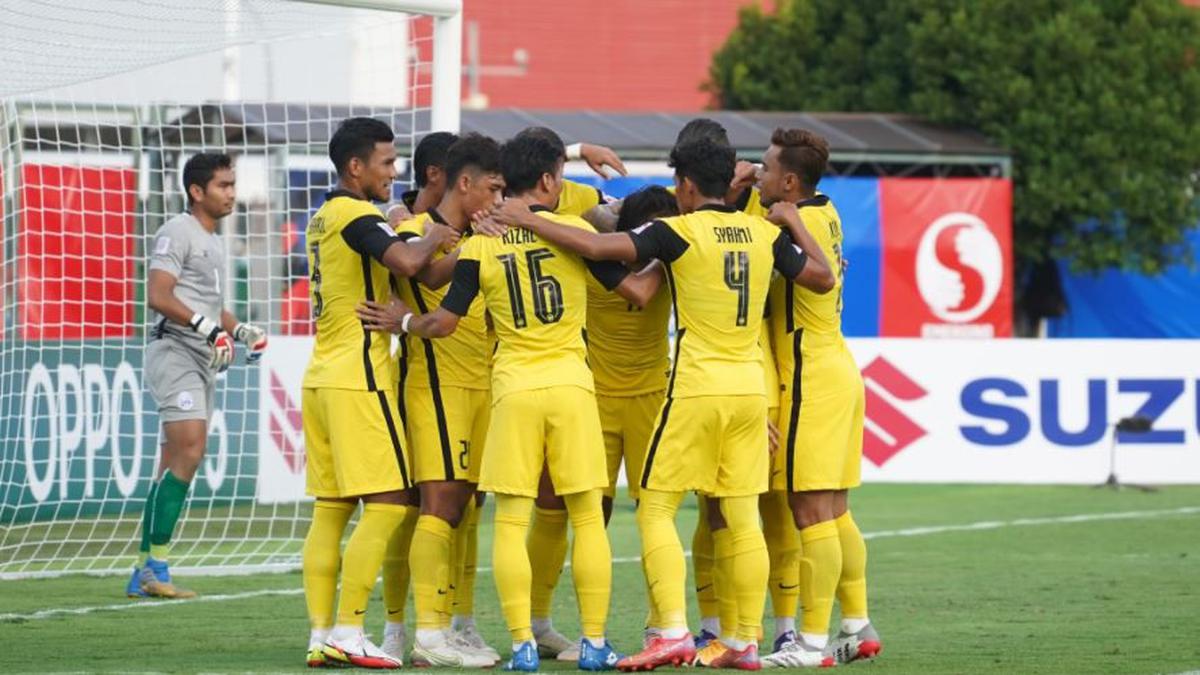 Piala AFF 2020: Ngamuk Sampai Lempar Botol, Striker Naturalisasi ...