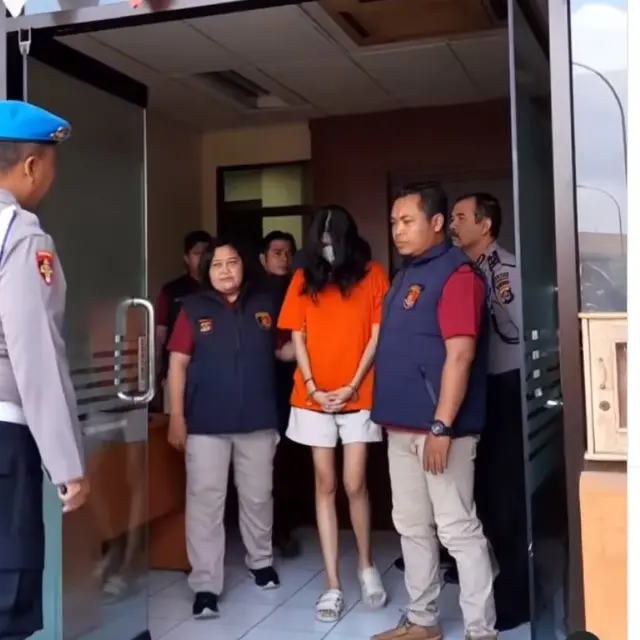 Top 3: Sosok Zhafira Devi, Selebgram Semarang yang Buang Bayinya di ...