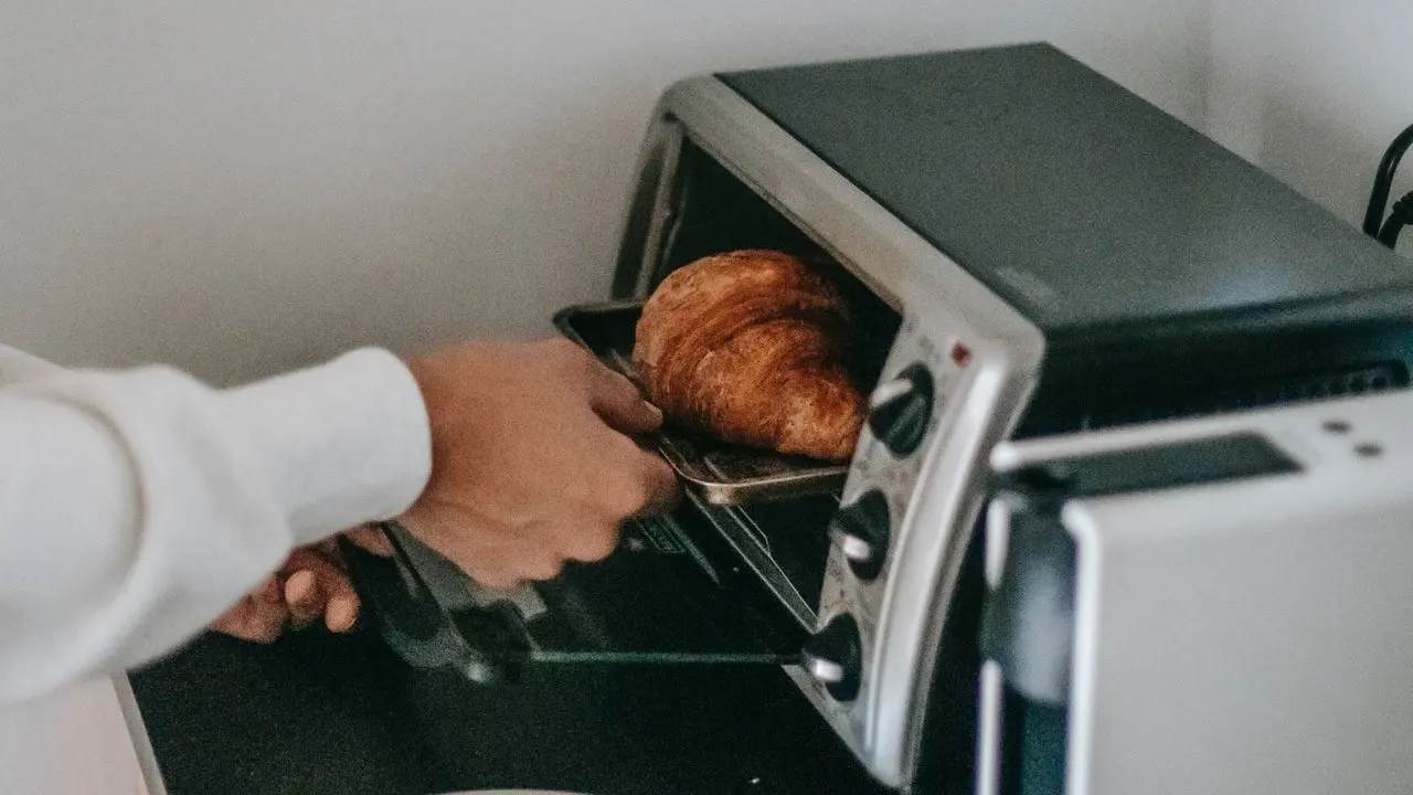 11 Merk Microwave Watt Kecil Terbaik 2026, Cocok untuk Kebutuhan Rumah ...