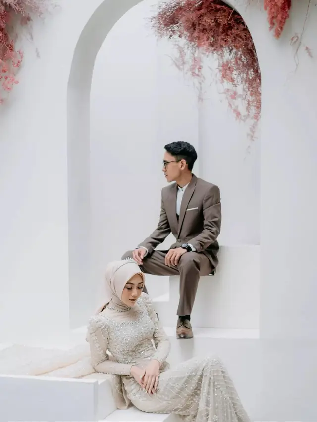 7 Potret Prewedding Terbaru Kakak Lesti Kejora dan Calon Istri, Tampil Kian Mesra - Hot Liputan6.com