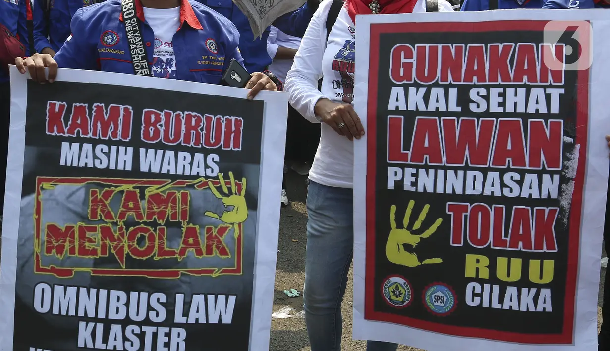 Foto Elemen Buruh Tolak Ruu Omnibus Law Foto