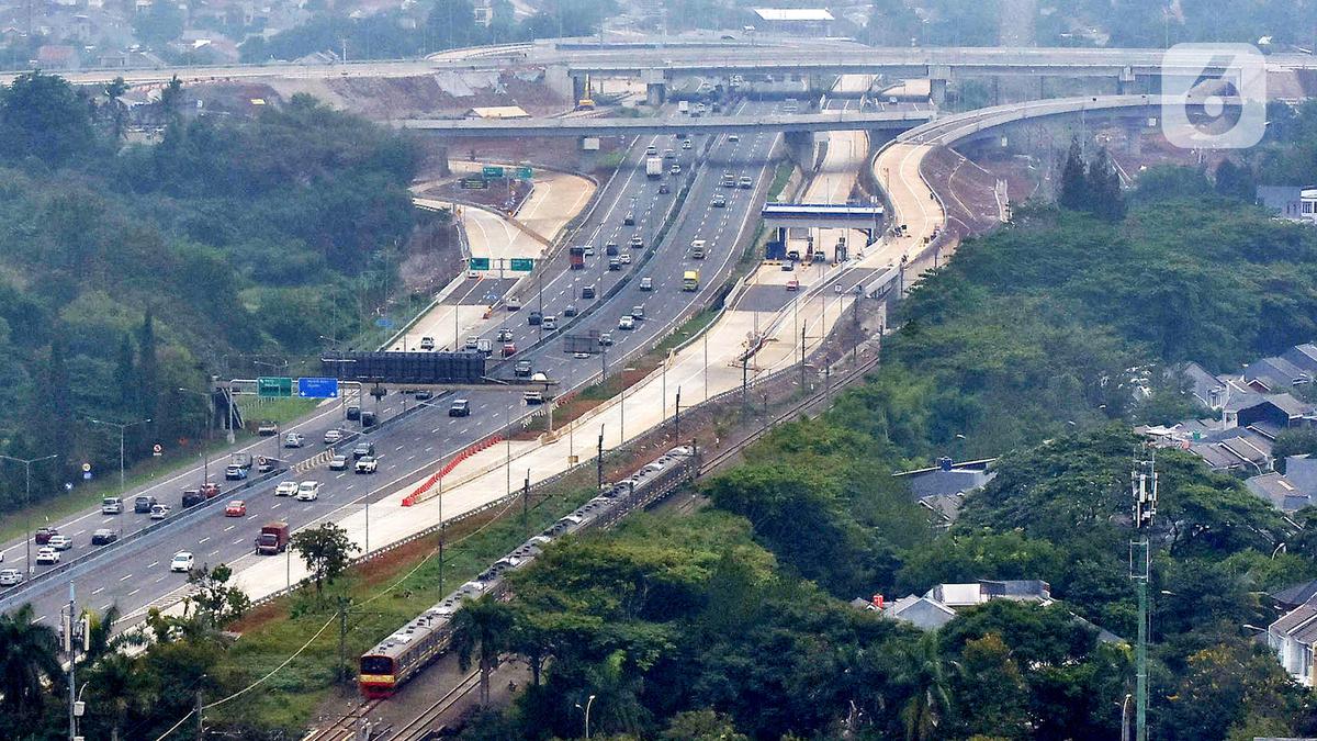 FOTO: Memantau Progres Pembangunan Tol JORR II di Kawasan BSD - Foto Liputan6.com
