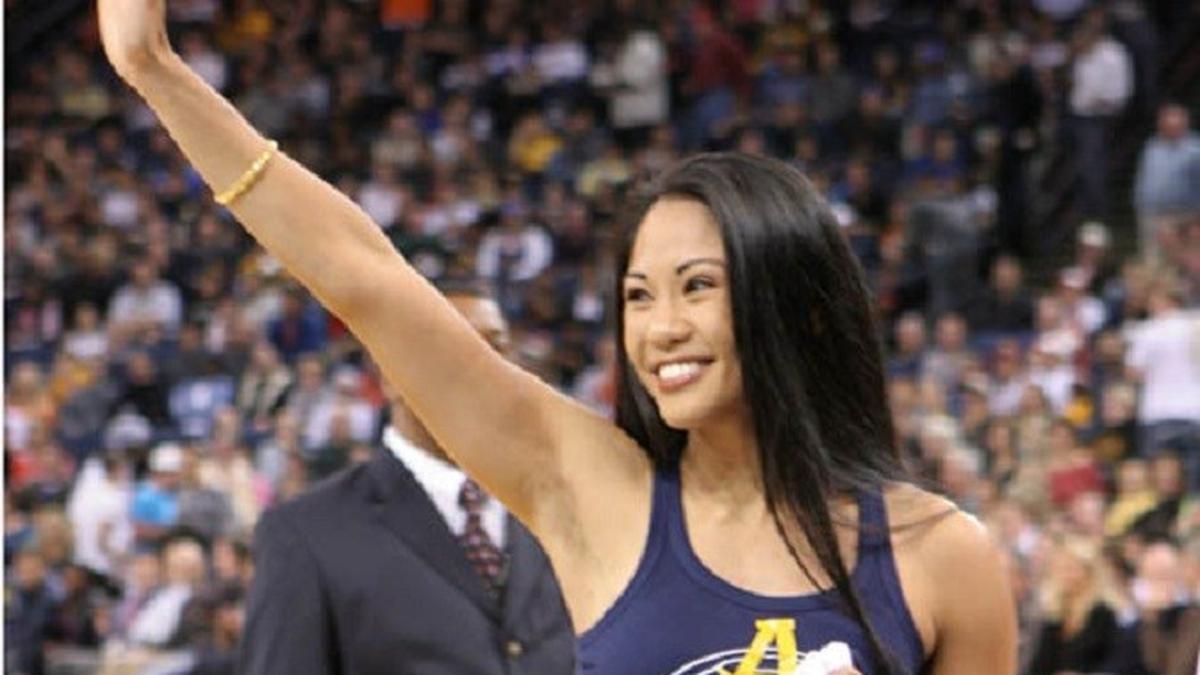 Ana Julaton, Wanita Cantik Nan Tangguh Berdarah Filipina - Bola ...