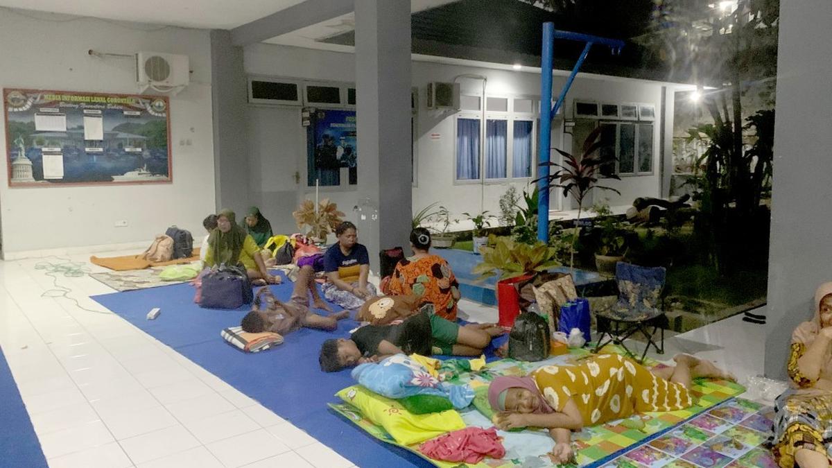 Masih Waswas Ada Tsunami, Warga Leato Gorontalo Pilih Bertahan di ...