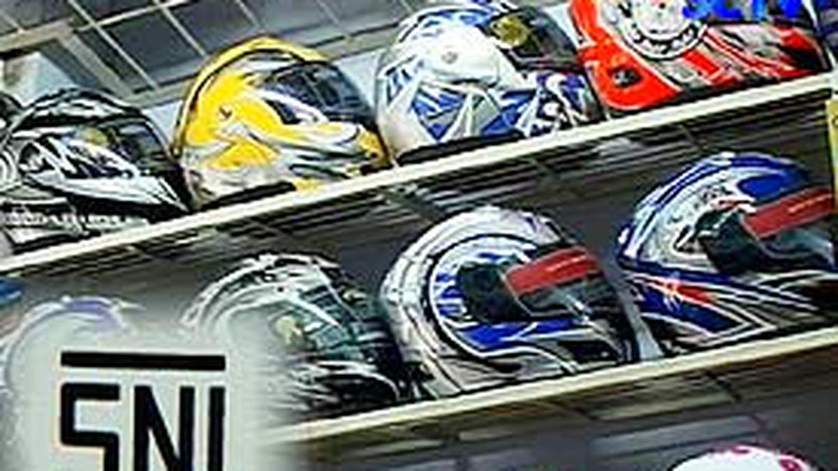 Wajib Helm SNI Segera Diberlakukan - News Liputan6.com