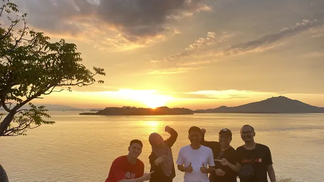 Menikmati Pesona Alam dan Keramahan Masyarakat Pulau Messah Labuan Bajo ...