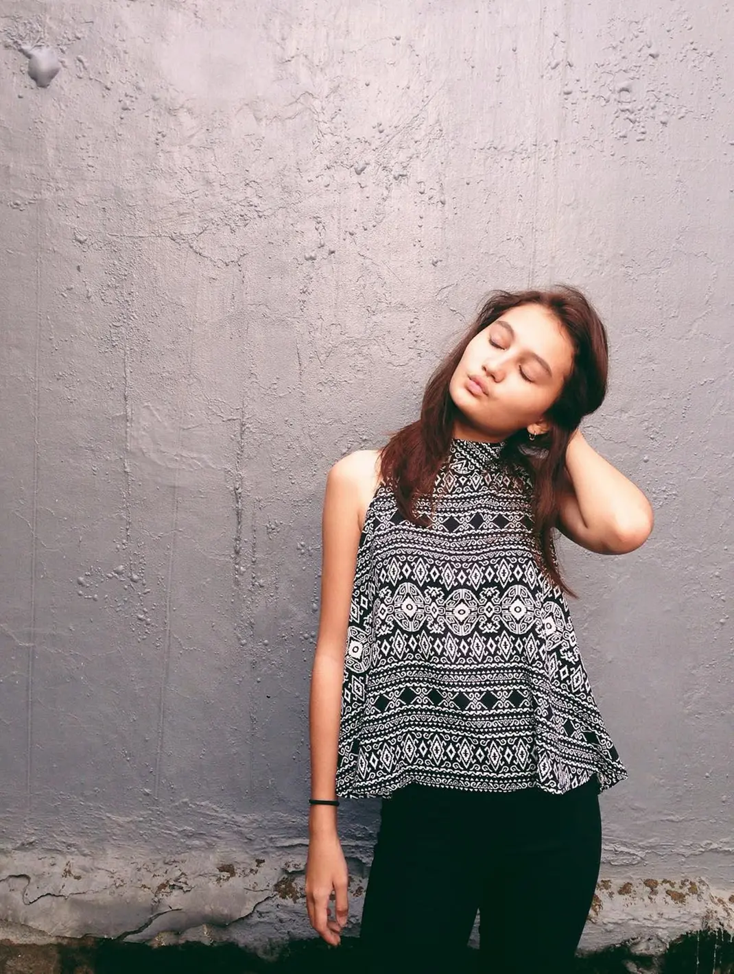 FOTO: Gaya Candid Laura Abbas Jackson, Curi Perhatian - Foto Liputan6.com