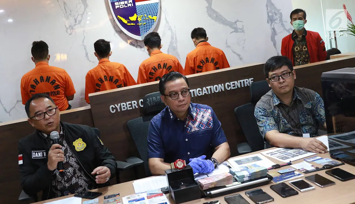 FOTO: Bobol Server Indomaret, Empat Pemuda Dibekuk Polisi - Foto ...