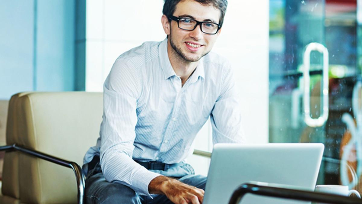 Cara Mengetahui Pria Itu Mr. Right Atau Mr. Maybe