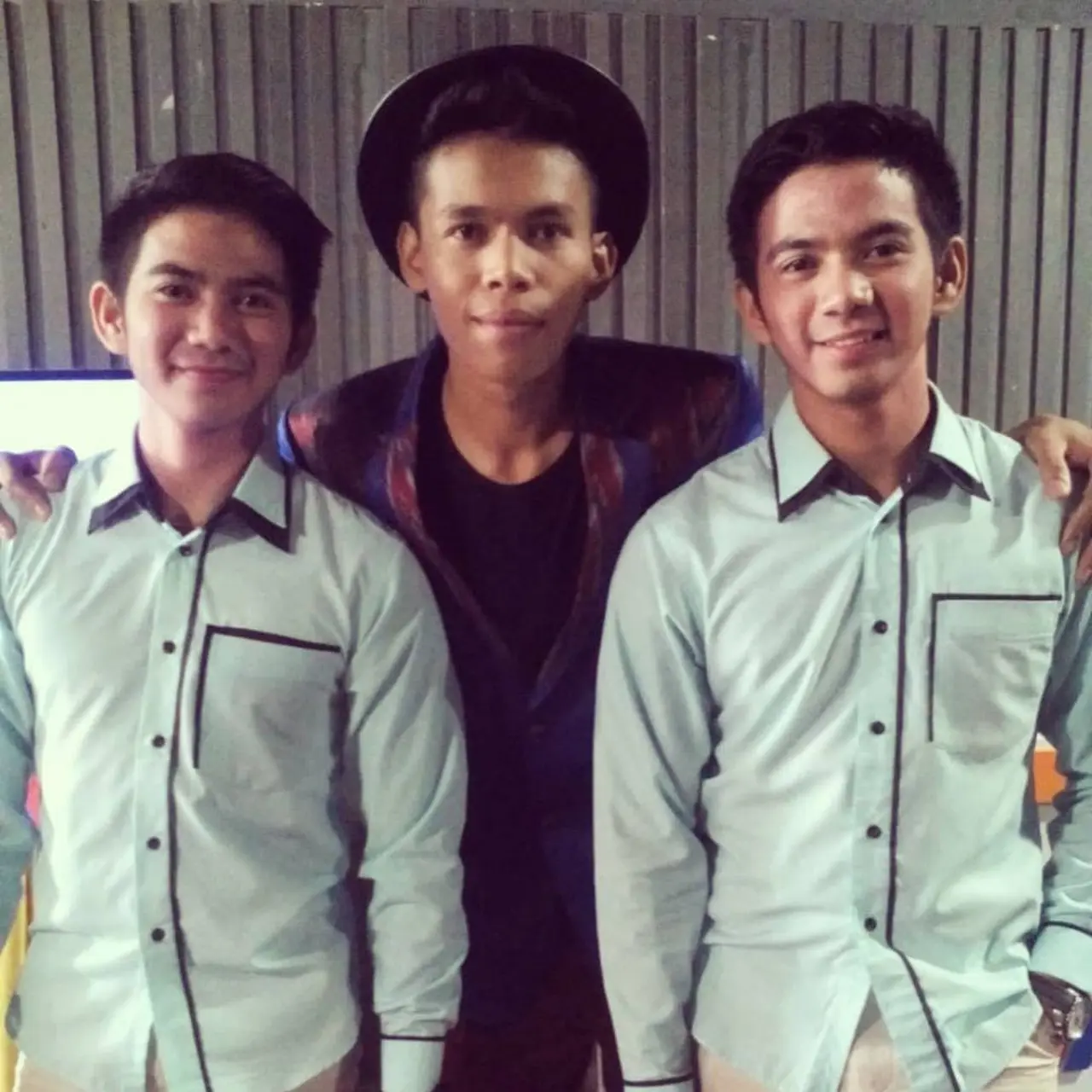 6 Potret Gabe Wely, Penyanyi yang Disebut Mirip Atta Halilintar - Hot ...