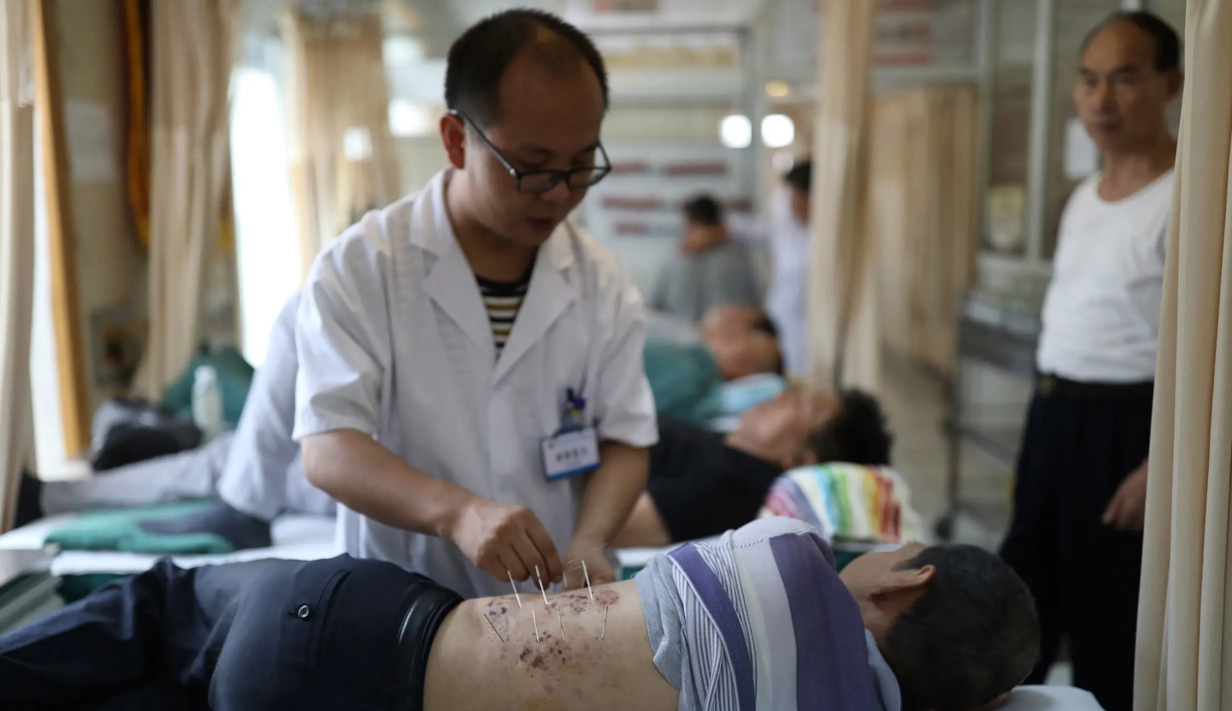PHOTO: Mengenal Berbagai Pengobatan Tradisional di Tiongkok - Foto ...