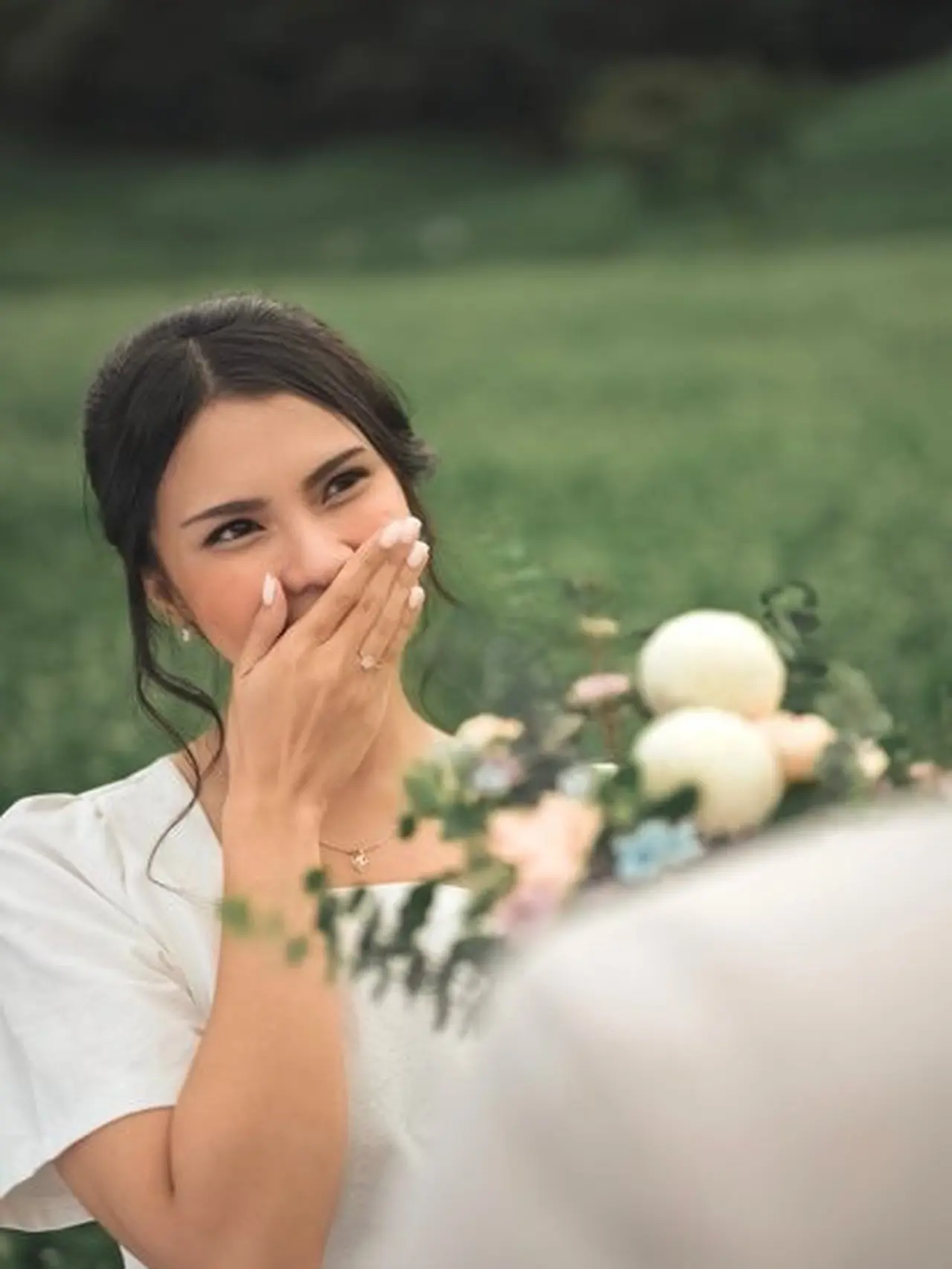 Momen Calon Suami Putri Ketiga Helmy Yahya Jadi Mualaf, Segera Menikah - Hot Liputan6.com