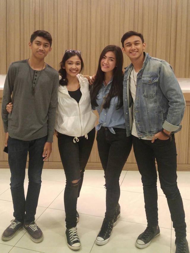 6 Potret Felicya Angelista dan Kedua Adik Caesar Hito, Bak Saudara Kandung - Hot Liputan6.com