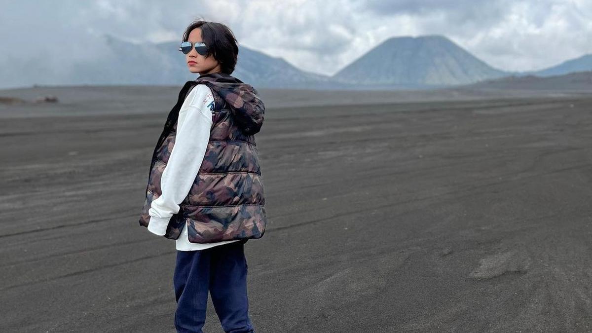 6 Potret Noah Sinclair Putra BCL yang Kini Punya Akun Medsos Sendiri ...