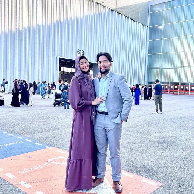 8 Potret Terbaru Ayu Maulida yang Kini Putuskan Berhijab, Curi ...