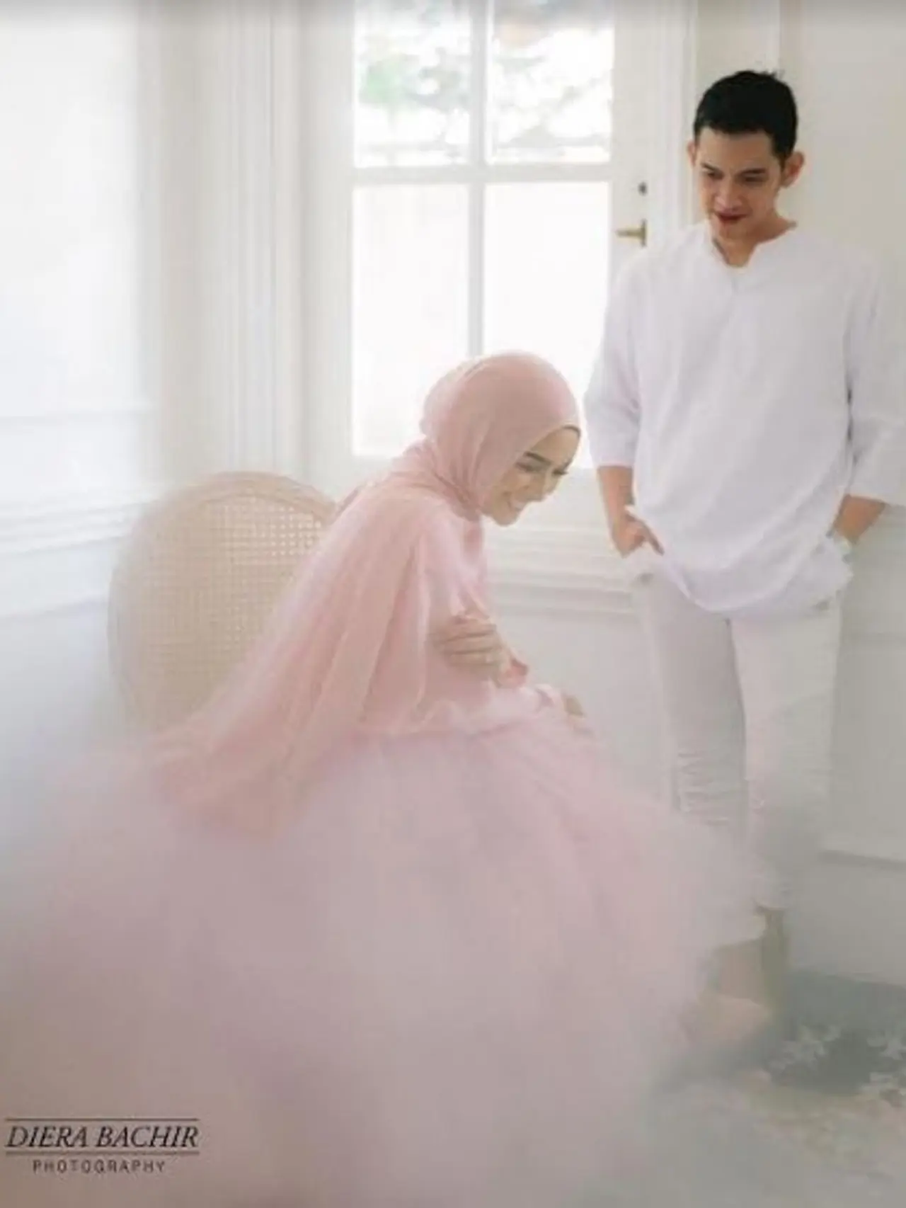 Citra Kirana dan Rezky Aditya Foto Prewedding, Intip 5 Potret Romantisnya - ShowBiz Liputan6.com