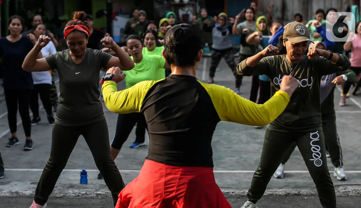 FOTO: Senam Bersama untuk Kesehatan Tubuh - Foto Liputan6.com