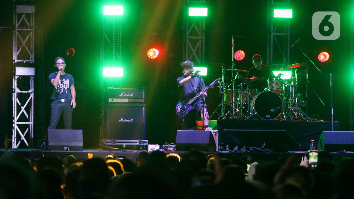 Grup Musik Jamrud Ramaikan The 90's Festival