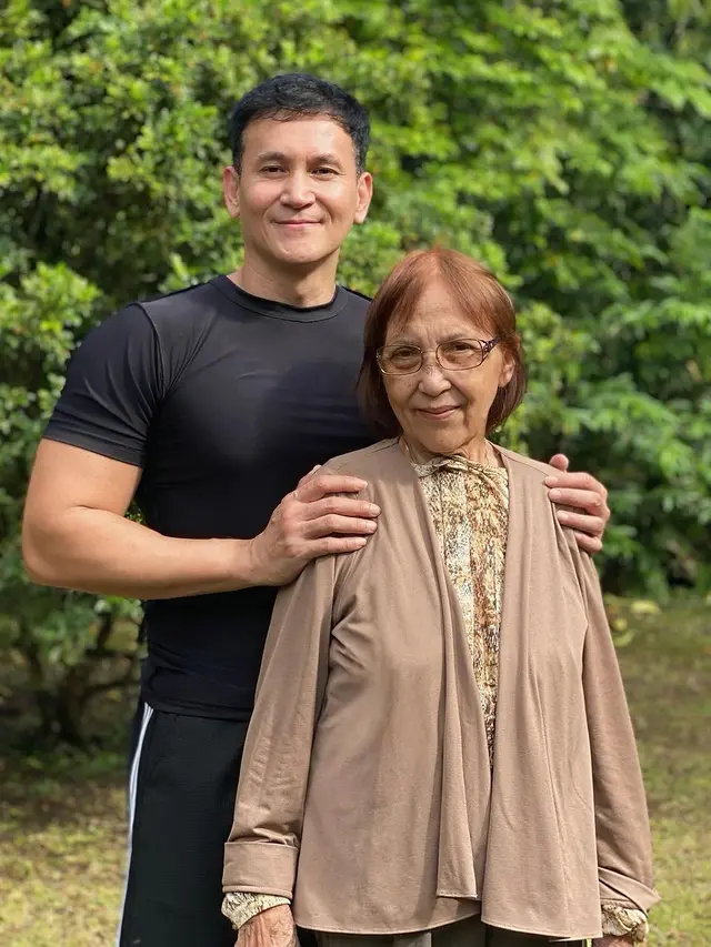 Potret Hangat Marcelino Lefrandt saat Bersama Keluarga, Paras Bulenya ...