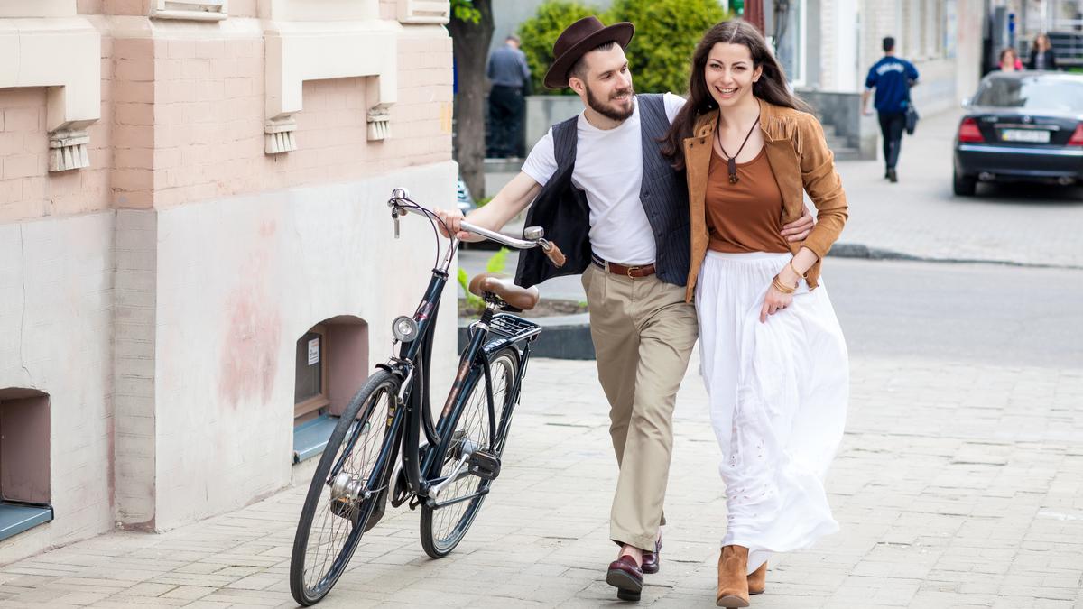 7 Sikap agar Pasangan Makin Menyayangimu Setiap Hari - Relationship Fimela.com