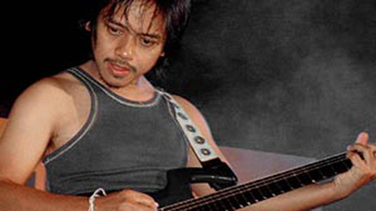 Semarang "Digigit" Gigi - ShowBiz Liputan6.com