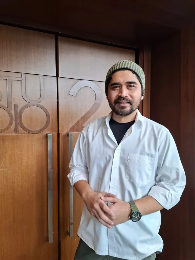 6 Fakta Rizky Hanggono Bintangi Film Rumah Untuk Alie, Hari Pertama ...