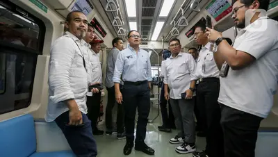 Jokowi Resmikan LRT Jabodebek - News Liputan6.com