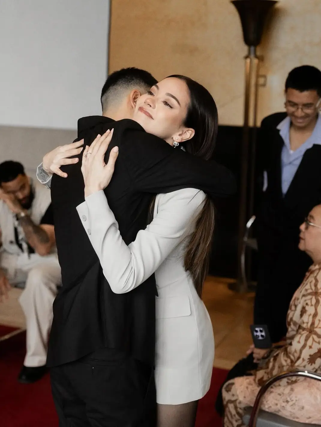 Jelang Menikah, 6 Gaya Couple Paling Stylish dan Elegan Alyssa Daguise dan Al Ghazali saat ...