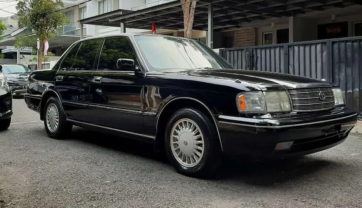 7 Potret Mobil Tua Matic yang Cocok untuk Harian, Murah Namun Tetap ...