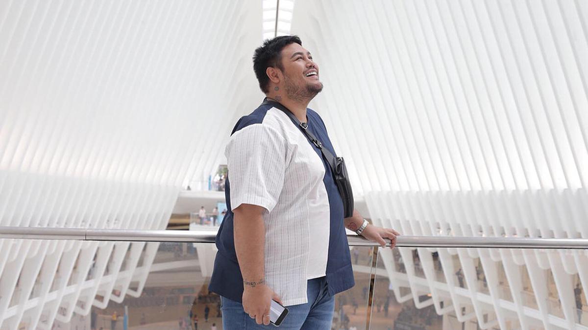 Ivan Gunawan Unggah Foto Mendadak Kurus, Hasil Operasi?