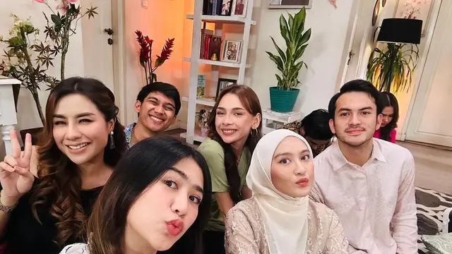 6 Potret Dosma Hazenbosch di Lokasi Bidadari Surgamu, Diduga Cinlok ...