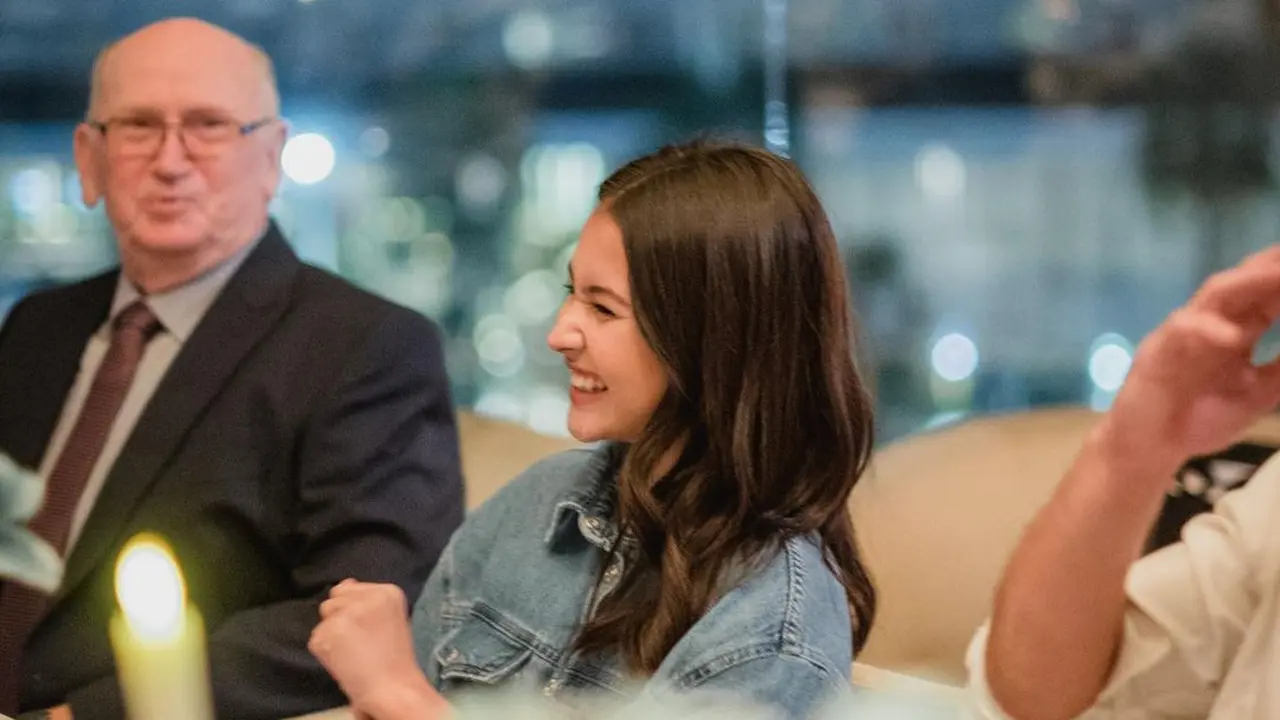 6 Potret Sandrinna Michelle Dinner Bareng Keluarga, Usai 7 Tahun Tak ...