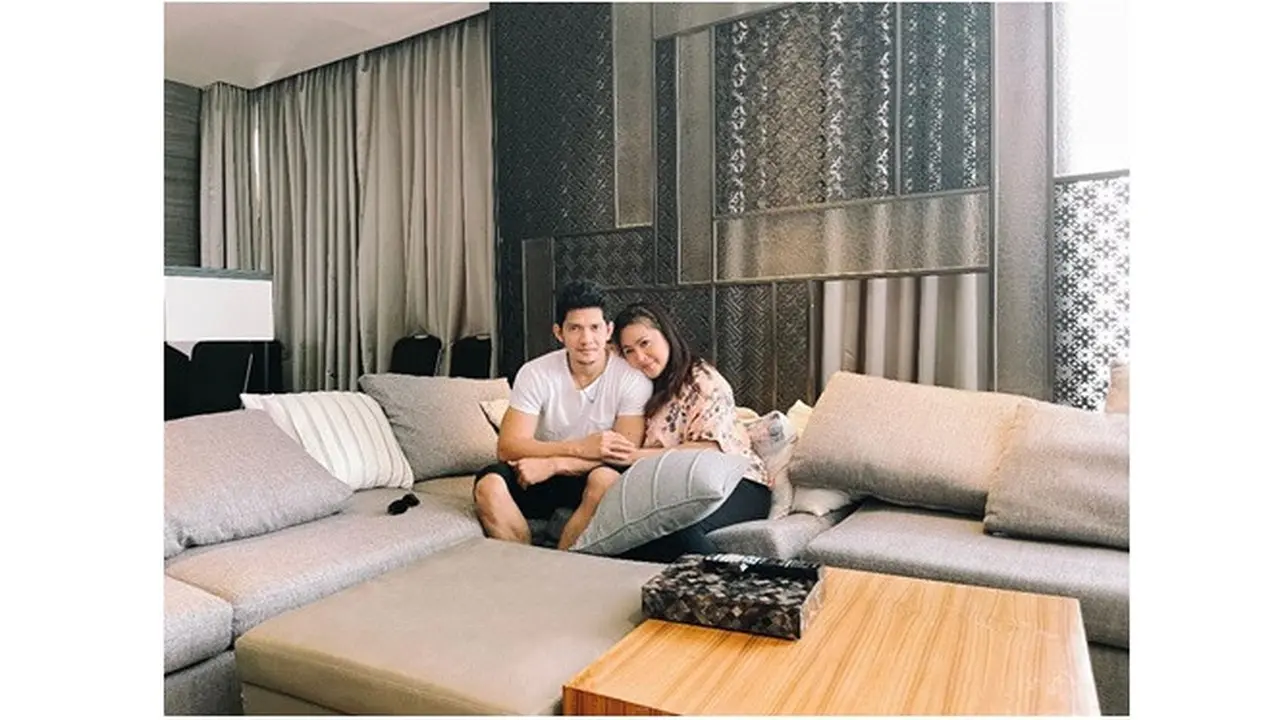 Iko Uwais dan Audy Item Tidak Mudik, Pilih Rayakan Lebaran Idul Fitri 2023 di Rumah - ShowBiz ...