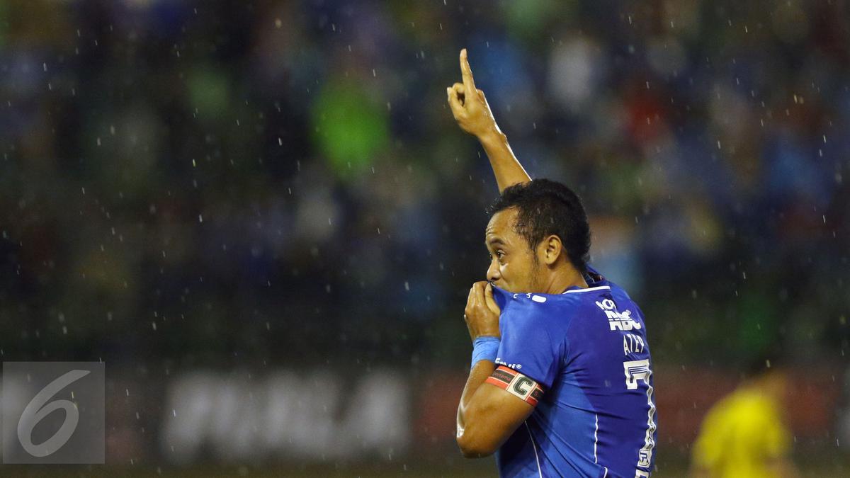 Persib Segera Putuskan Nasib Atep, Airlangga, dan Gian Zola - Bola ...