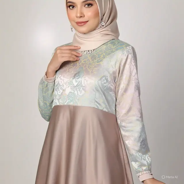 13 Model Gamis Brokat Simple Elegan 2025, Bikin Tampil Cantik - Hot ...