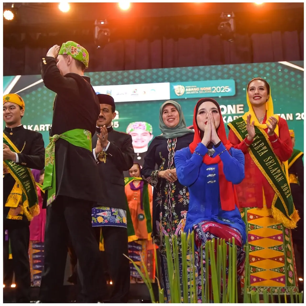 7 Potret Isabel Azhari, Putri Ayu Azhari Raih Gelar None Jakarta ...