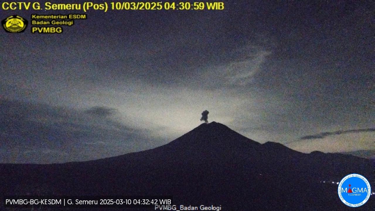 Gunung Semeru 2 Kali Erupsi, Semburan Abu Vulkanik Capai 1.000 Meter